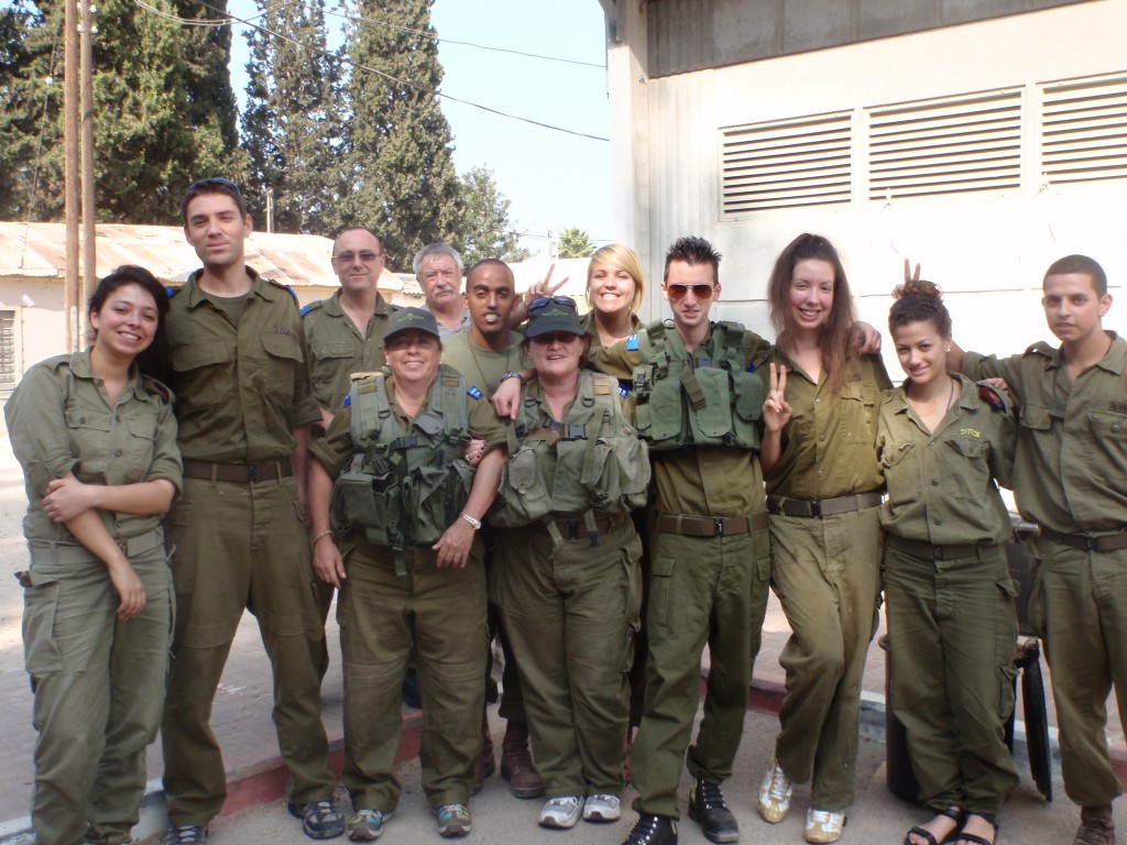 Voluntourism: Sar-El and the IDF – Dave Go Round